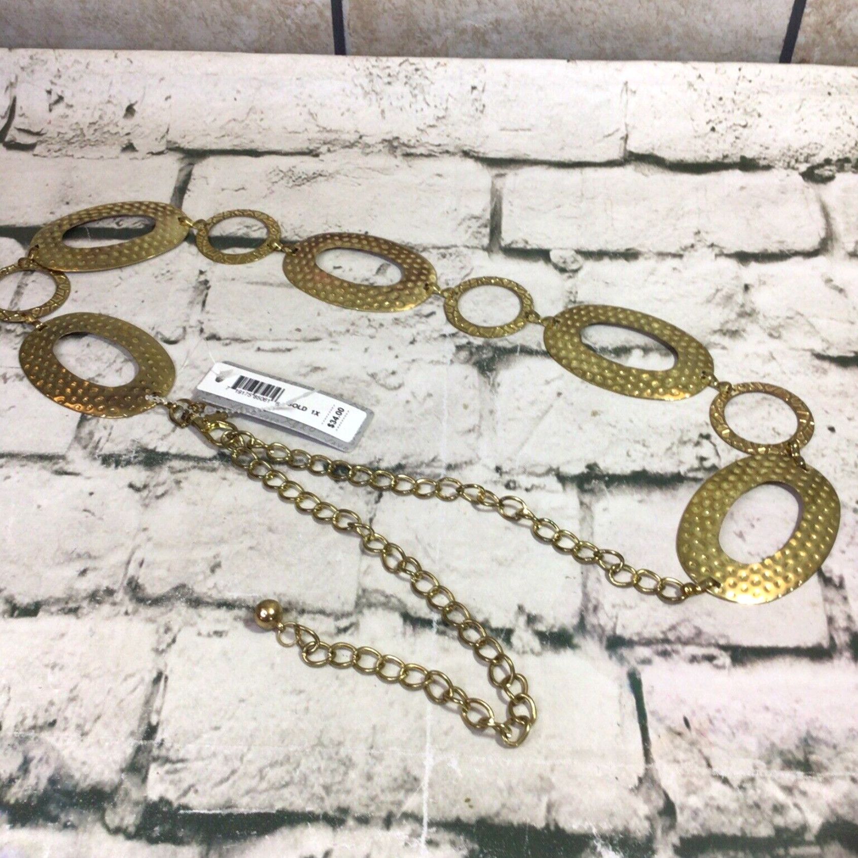 Bell Gold Toned Oval Shaped Belt Belly Chain with Hugs and Kisses ...