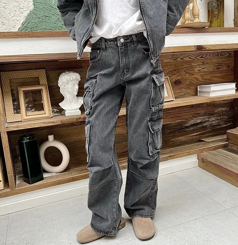 Vintage waahed faded baggy pleated cargo jeans | Grailed