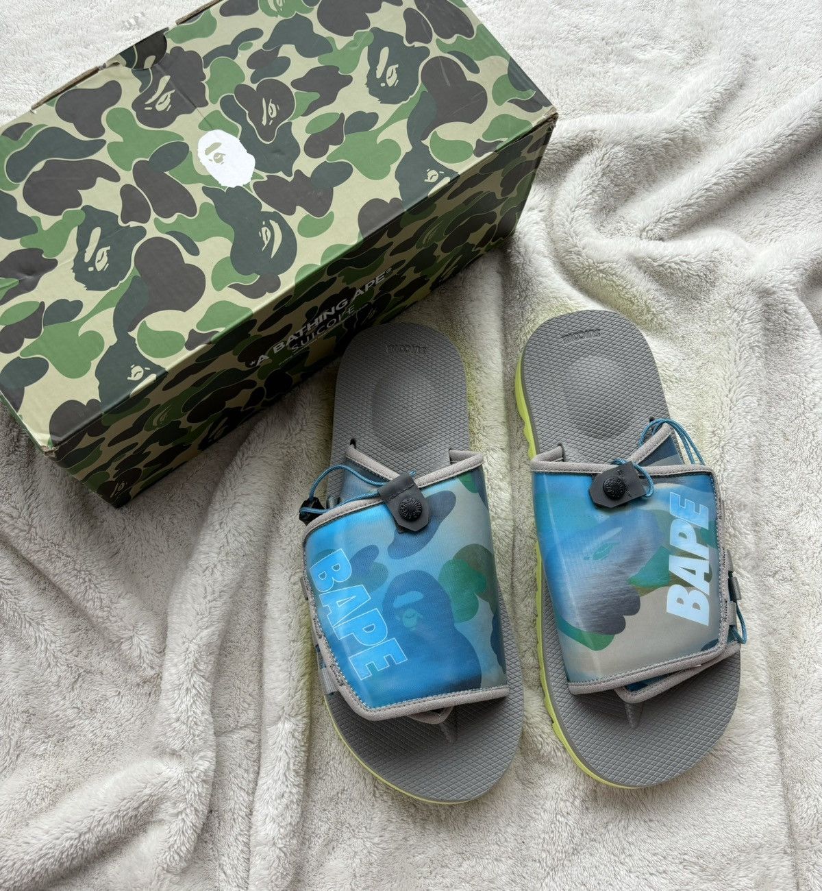 Bape Bape x Suicoke Lenticular Dao Slides | Grailed