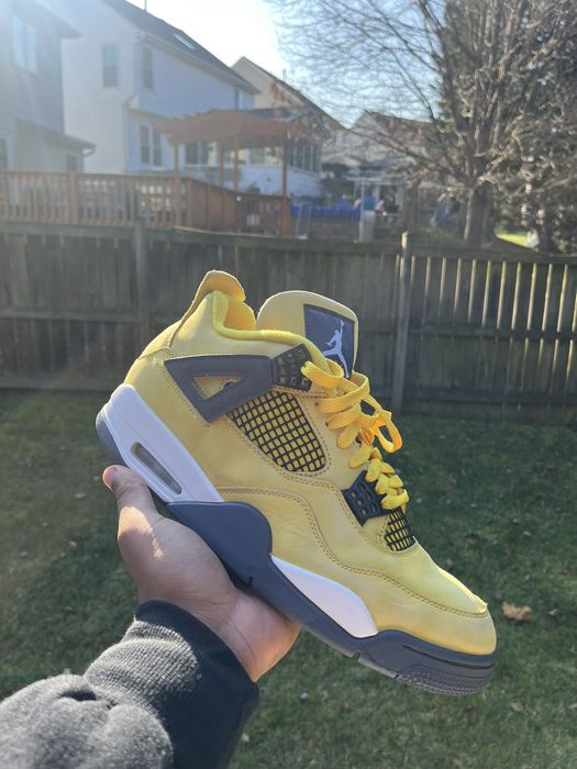 Nike Jordan Retro 4 Lightning | Grailed