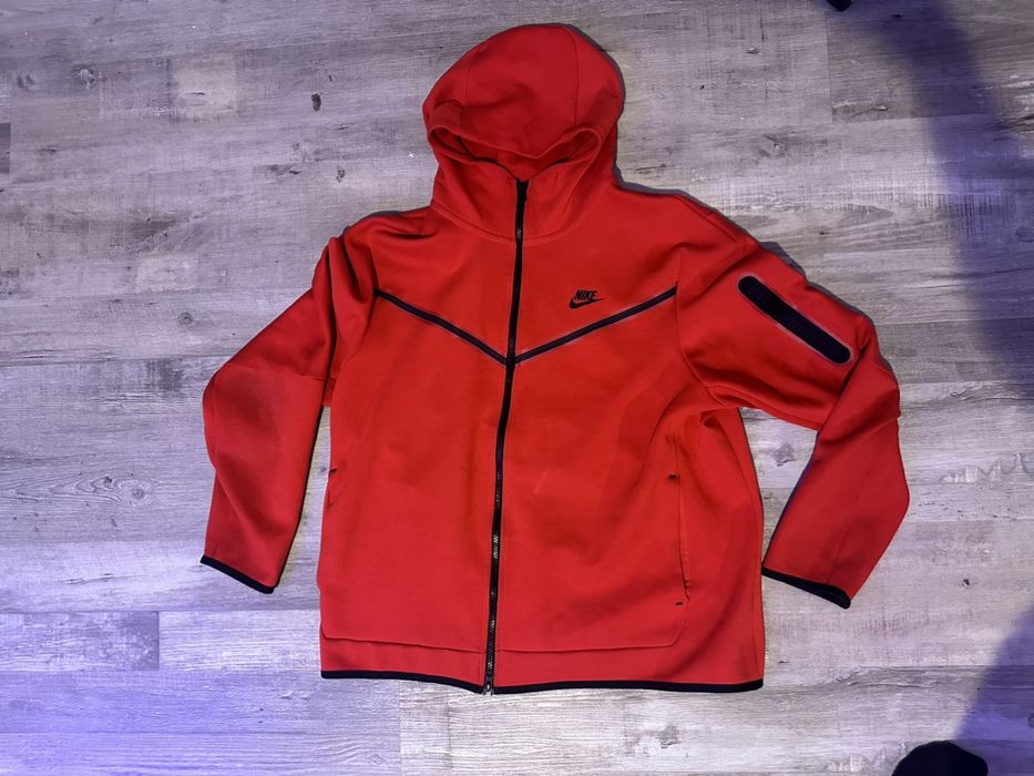 Nike Nike Tech Fleece XL Red/Black | Grailed