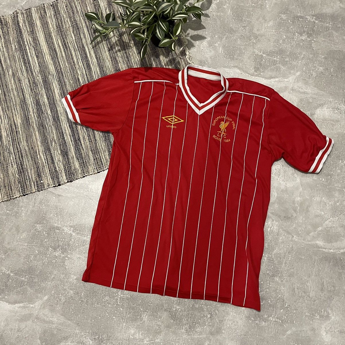 Umbro × Vintage Umbro Liverpool Vintage 90s LFC JERSEY ROME 1984 Cup ...