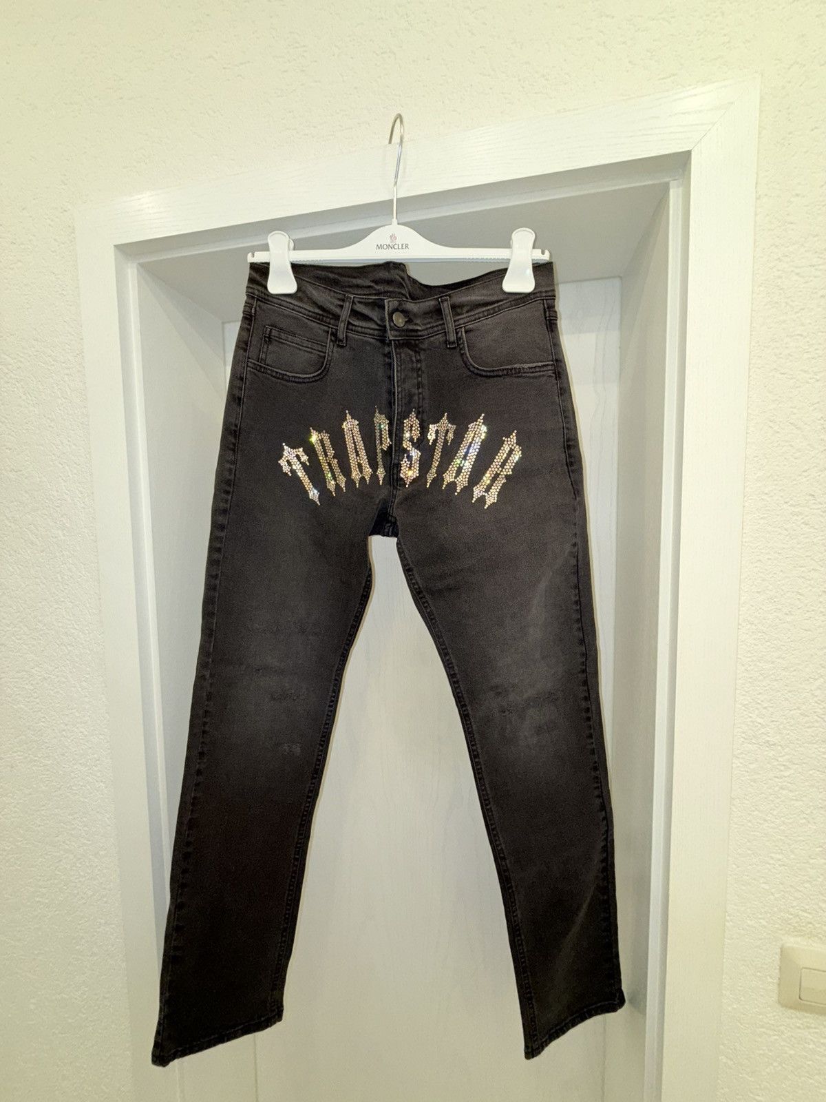 Trapstar jeans store