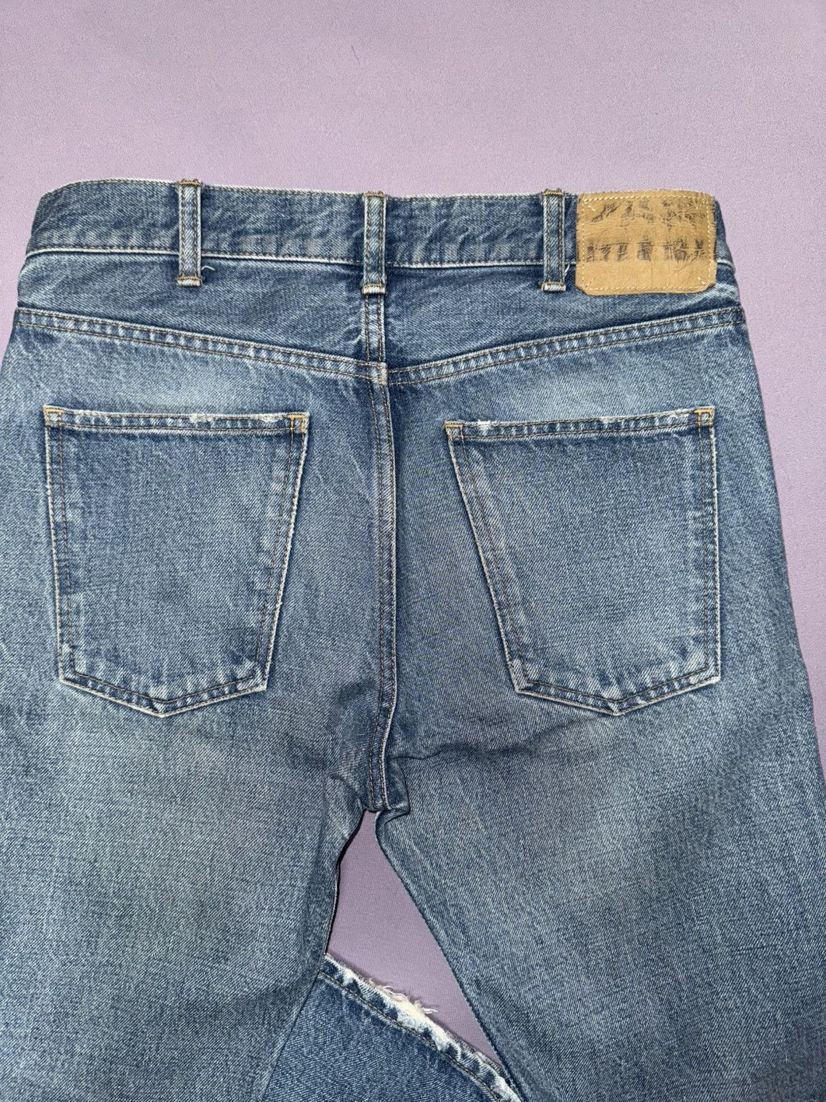 Celine AW20 Dylan flared jeans in union wash denim size 28 | Grailed