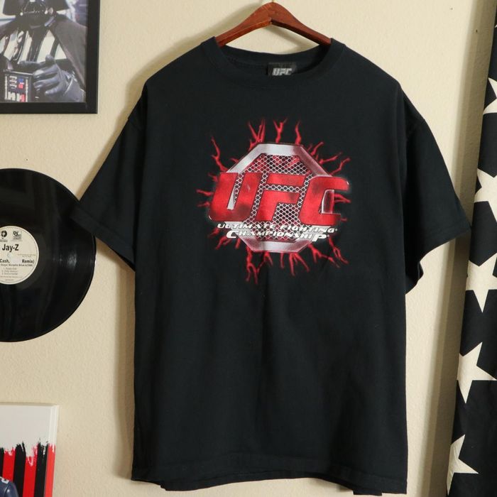 Vintage Vintage UFC Lightning Logo Graphic T-shirt 00s | Grailed