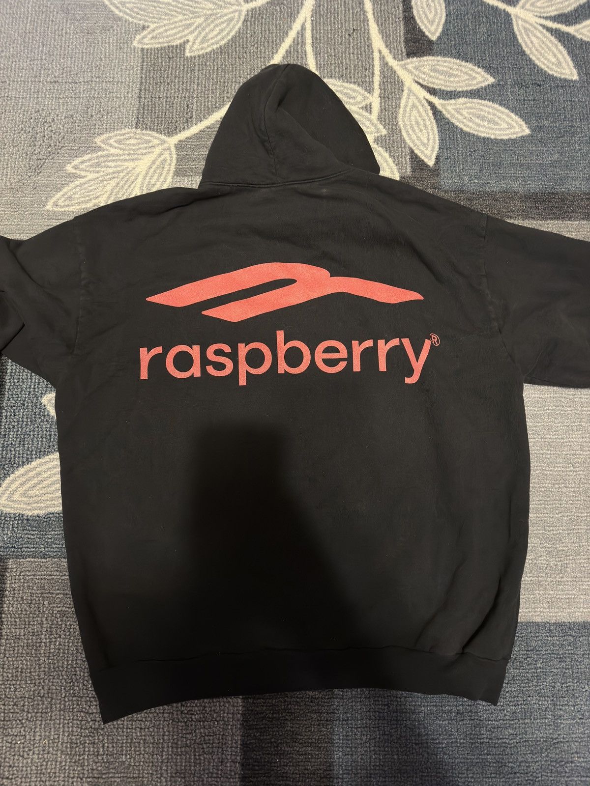 The GV Gallery GV gallery raspberry hoodie | Grailed