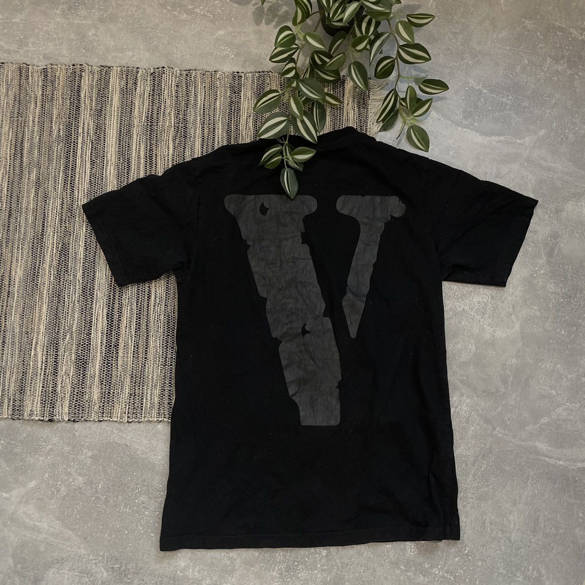 Avant Garde × Japanese Brand × Streetwear 90s VLONE Y2K tee shirt Usa ...