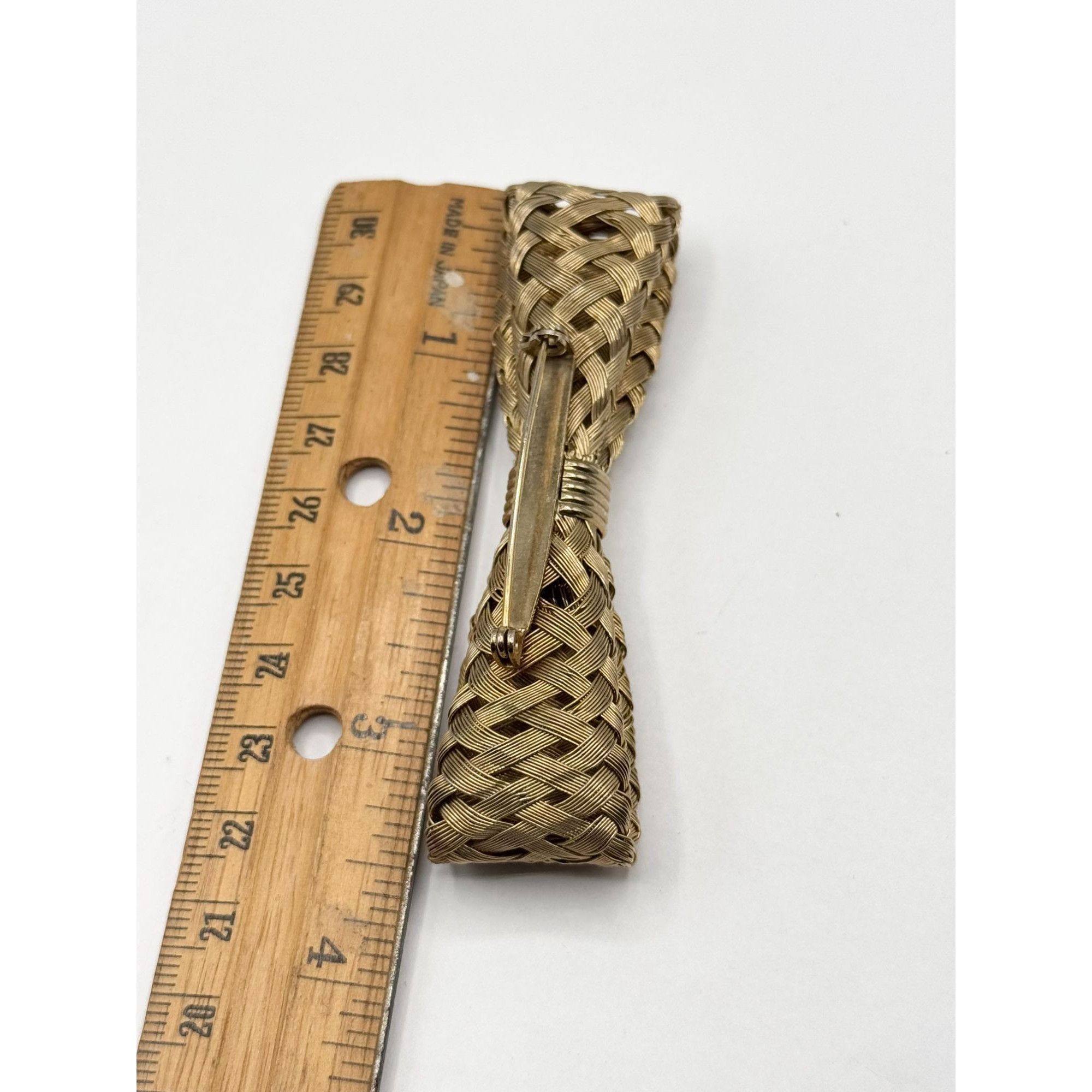 Vintage Vintage gold mesh woven wire three dimensional bow brooch pi ...