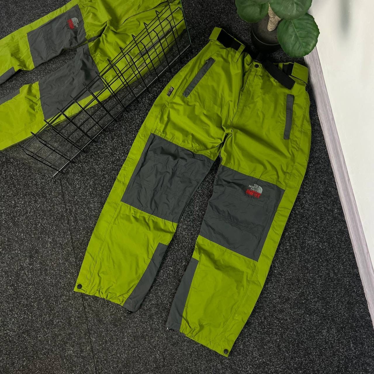 The North Face Gore-Tex The North Face Vintage Ski Pants Trusses ...