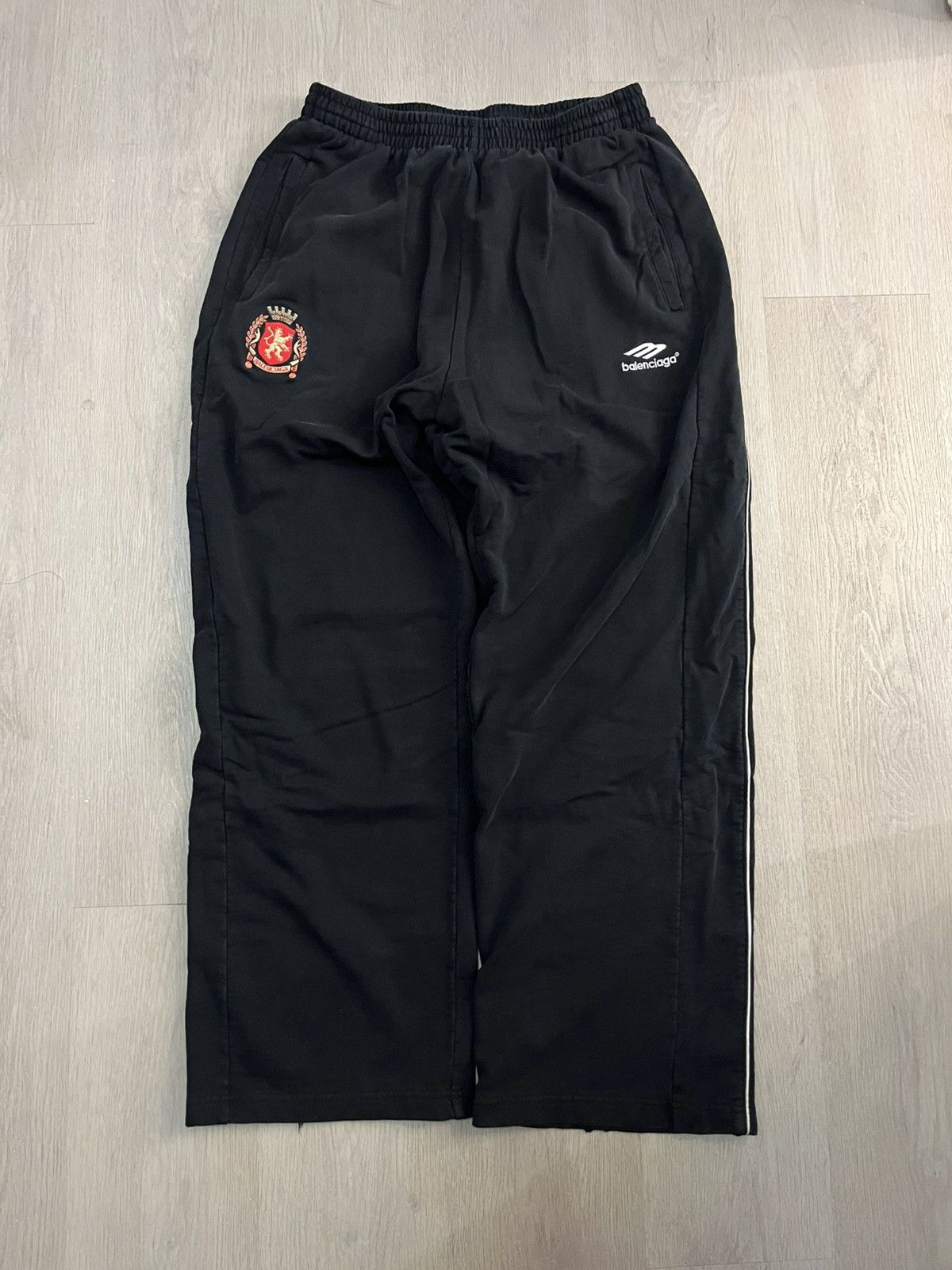 Balenciaga Balenciaga Soccer Baggy Sweatpants Striped 3B Manchester ...
