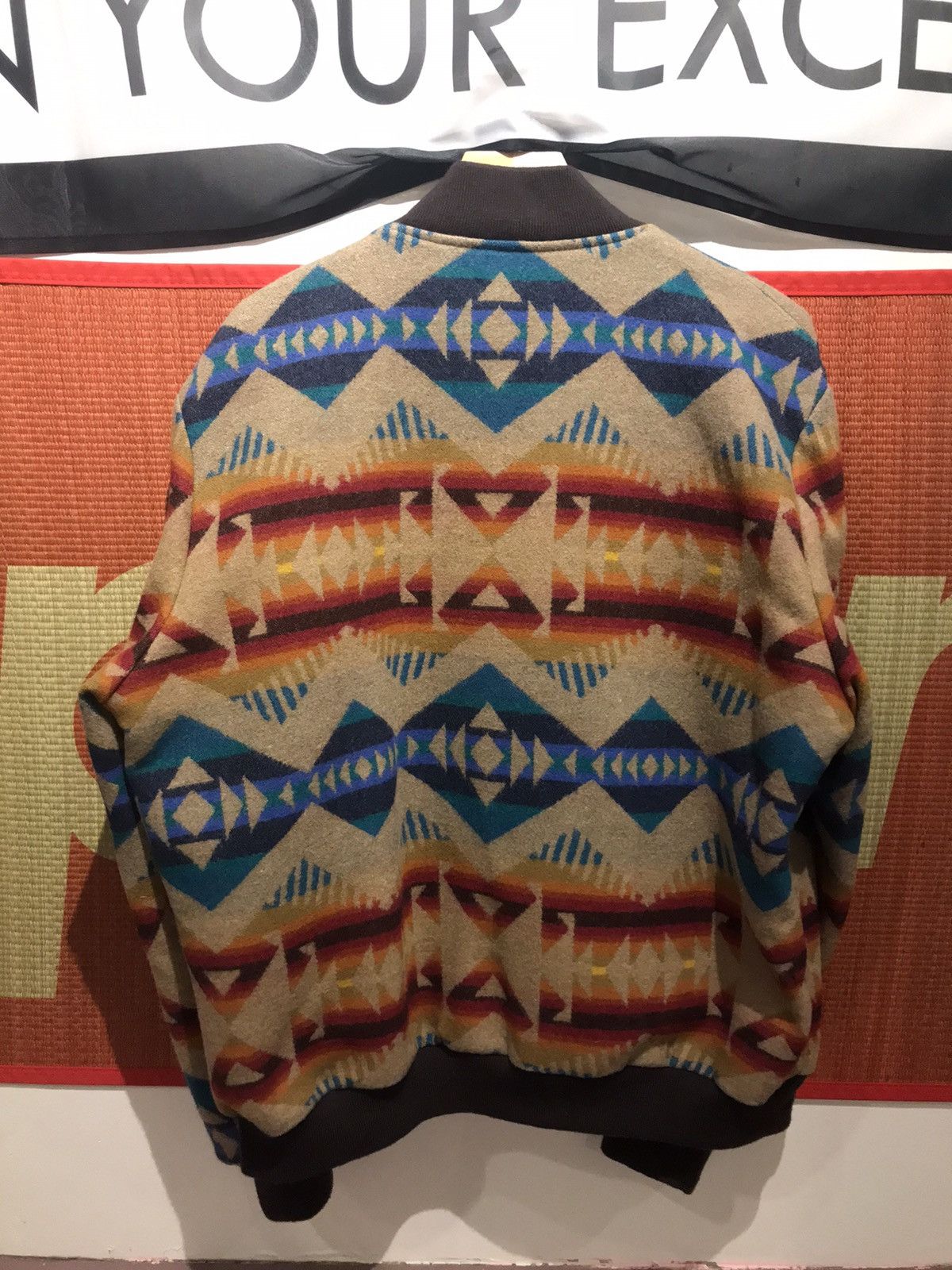 Vintage Deadstock 2000’s retro vintage Pendleton native tribal print | Grailed