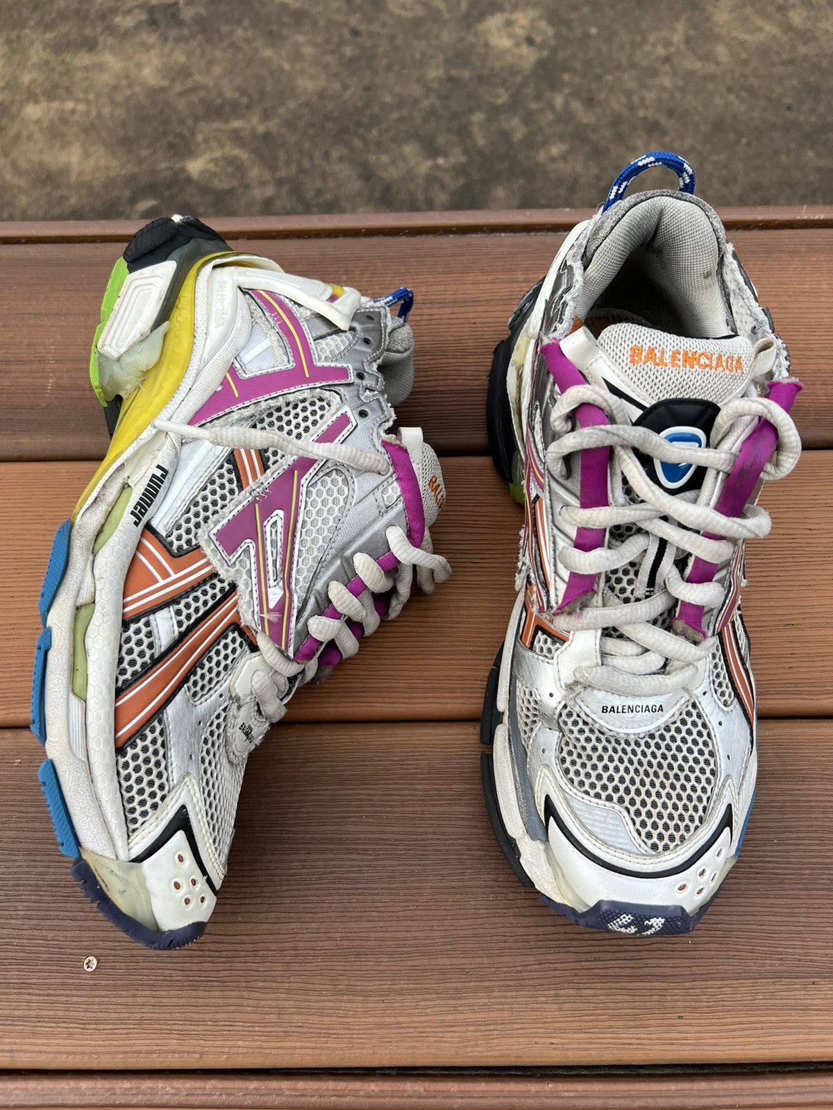 Balenciaga Balenciaga Runner men's rainbow size 9 US EU 42 Balenciaga Balenciaga Runner men's rainbow size 9 US EU 42