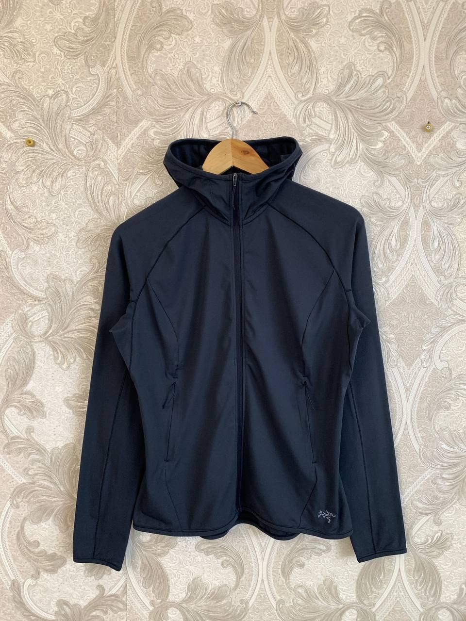 Arc'Teryx × Outdoor Life × Streetwear Arc’teryx Adahy Full Zip Hoody ...