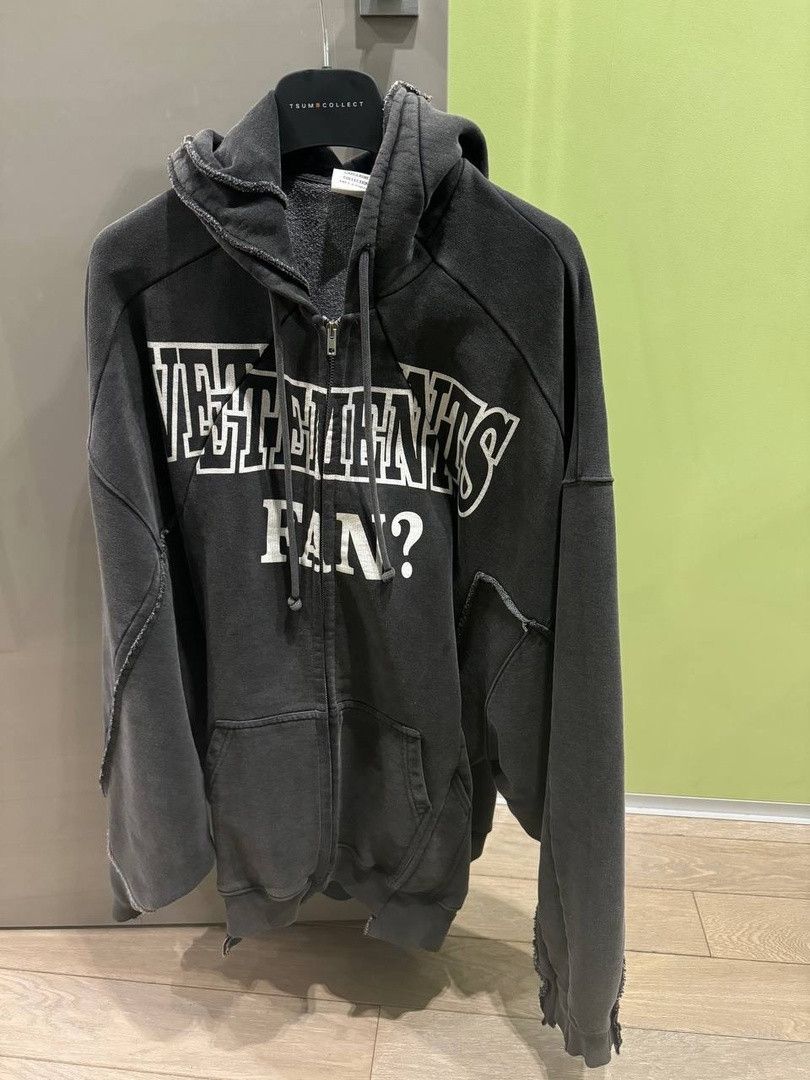 Vetements Vetements Fan Zip Hoodie | Grailed