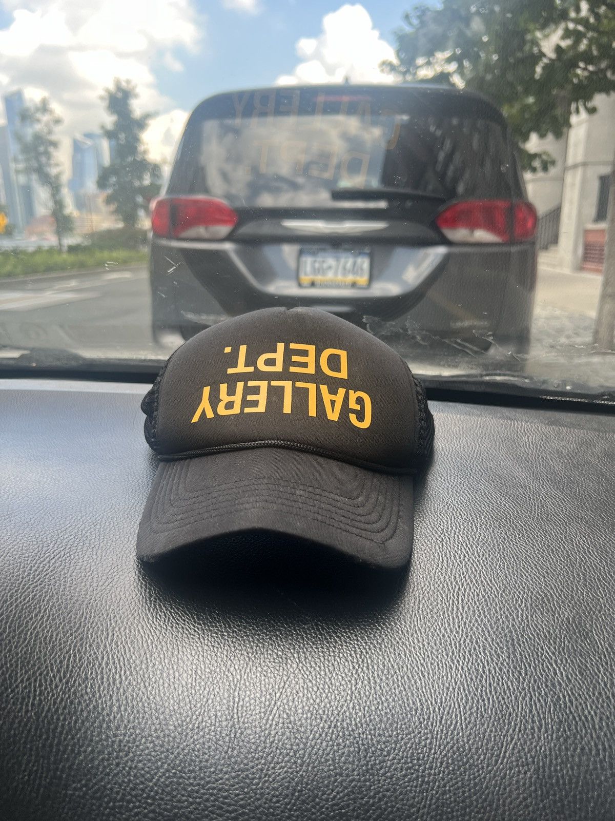 Designer × Gallery Dept. × Streetwear *Used* Gallery Debt Hat “Upside ...