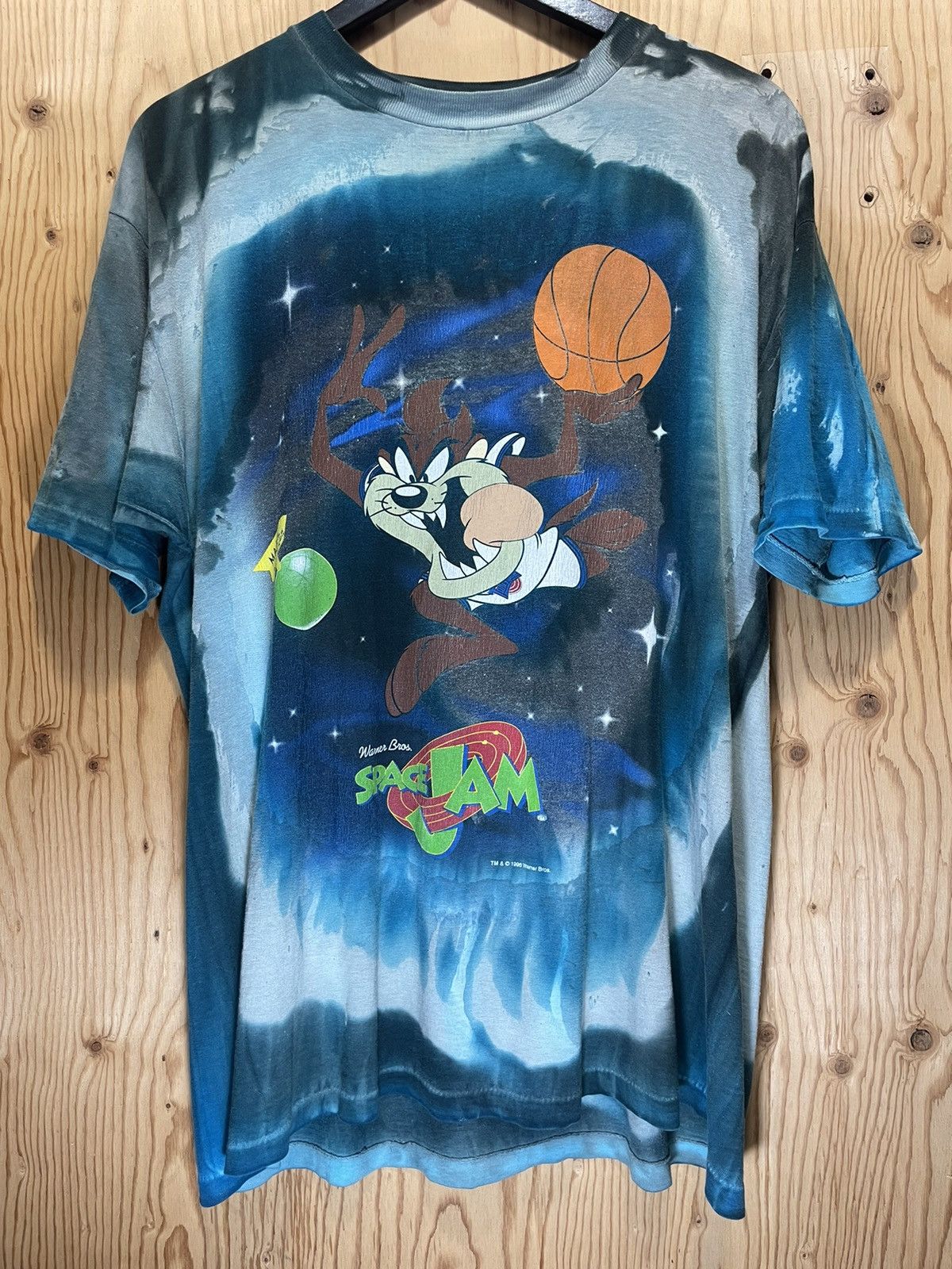 Warner Bros 1996 Space Jam Taz tie dye 90s looney tunes Jordan movie ...
