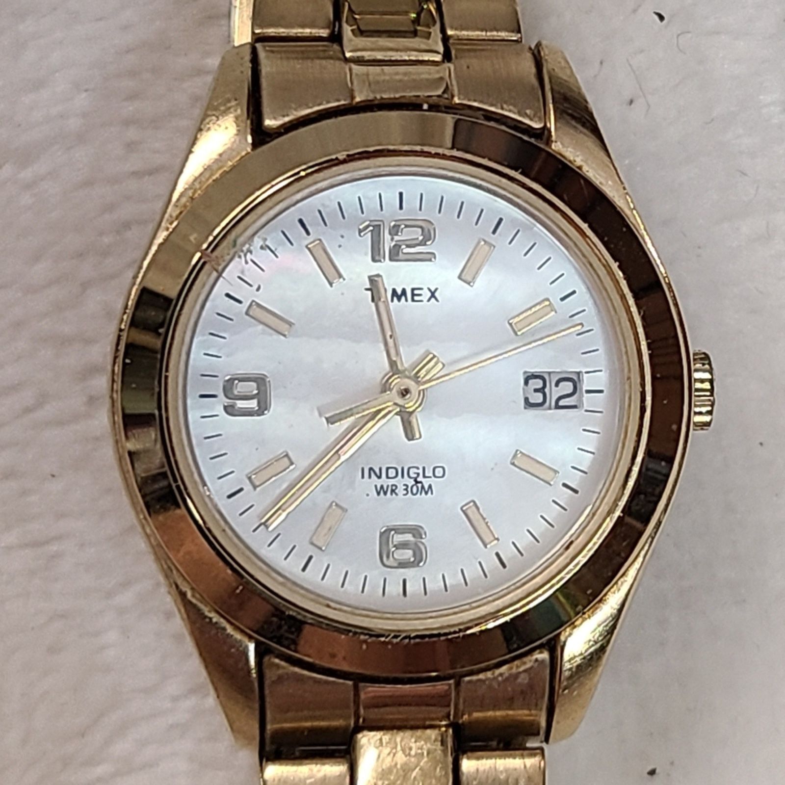 Timex Vintage Timex Indiglo Women's Gold Tone Watch | Grailed
