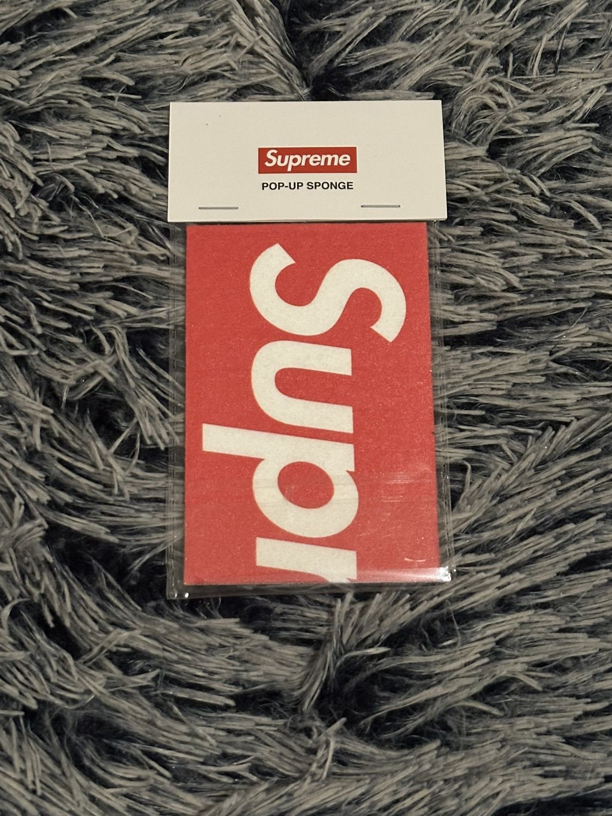 Supreme Supreme pop-up sponge | Grailed