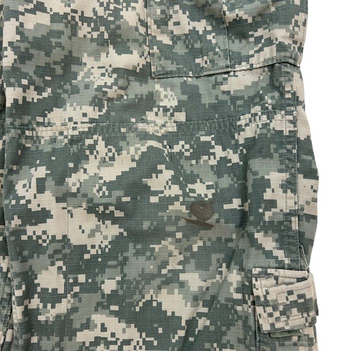 Vintage VINTAGE DIGITAL CAMO CARGO PANTS | Grailed