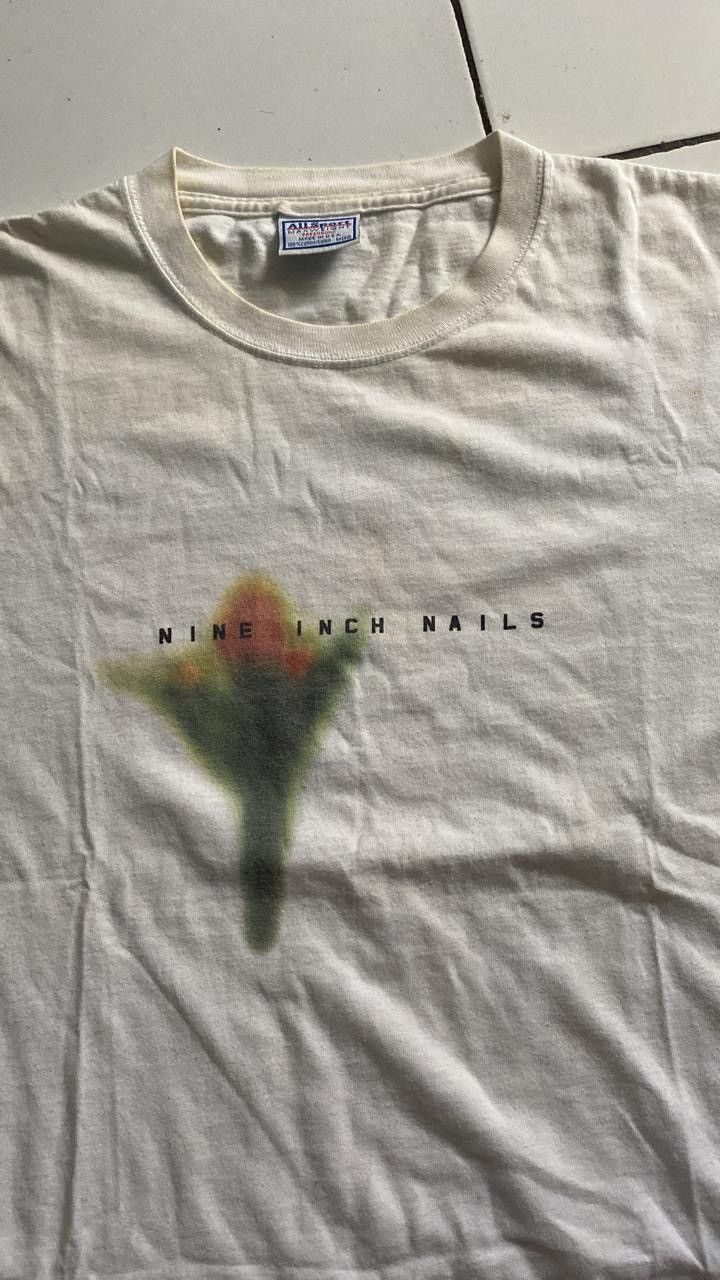 Band Tees × Tour Tee × Vintage Nine Inch Nails NIN Vintage 2000 Tee ...