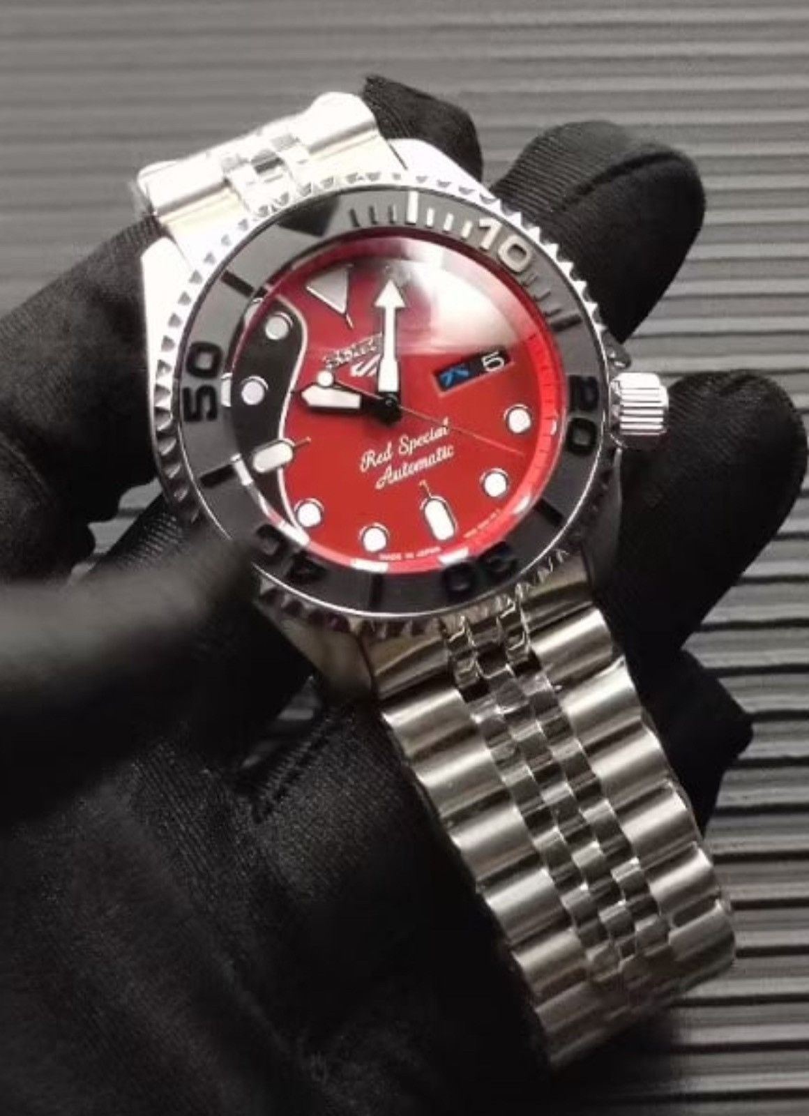 Seiko Seiko Mod SKX Yachtmaster Red Dial Black Jubilee 40mm Watch | Grailed