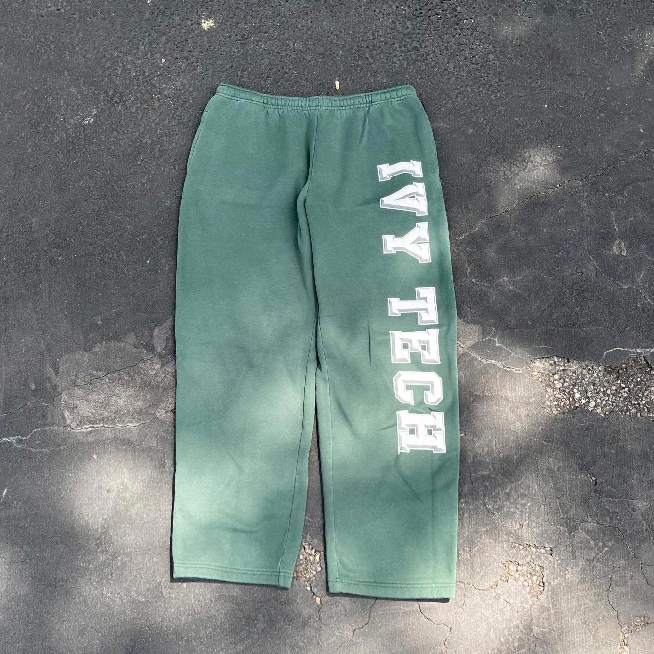 Jansport Jansport Ivy Tech Baggy Wide Leg Sweatpants | Grailed