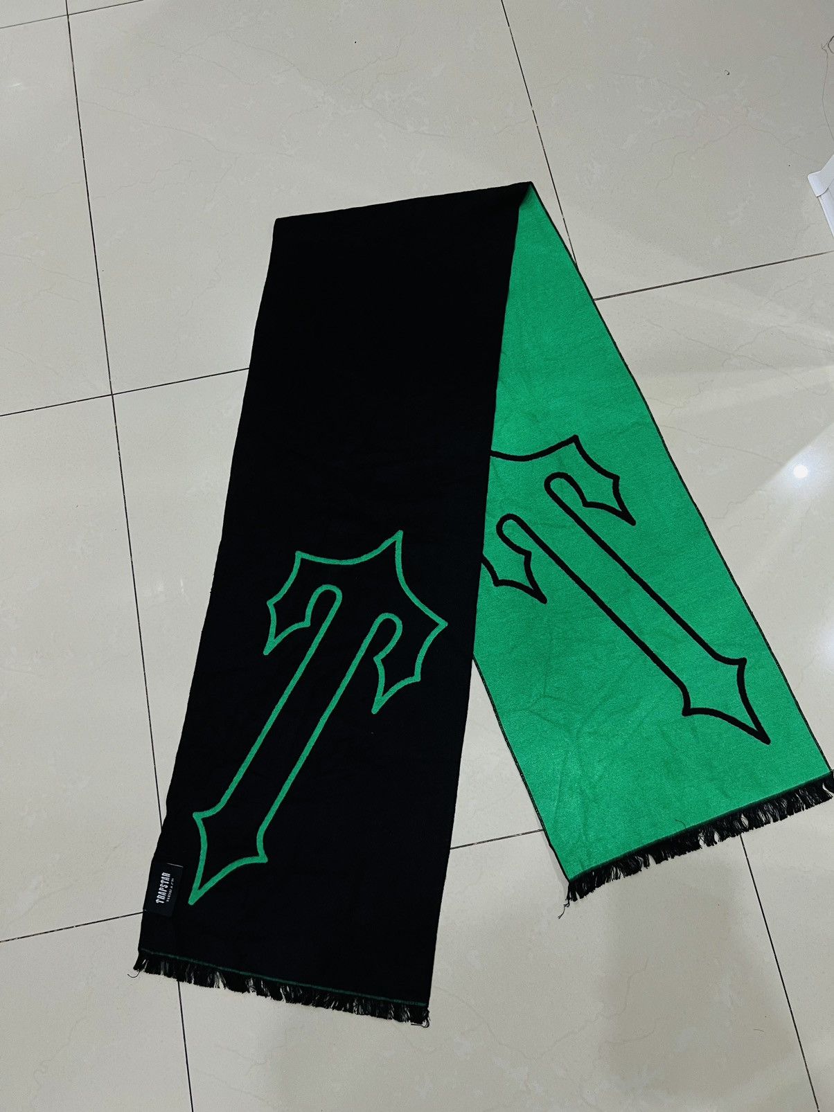 Trapstar London × Very Rare Trapstar London Irongate Scarf | Grailed