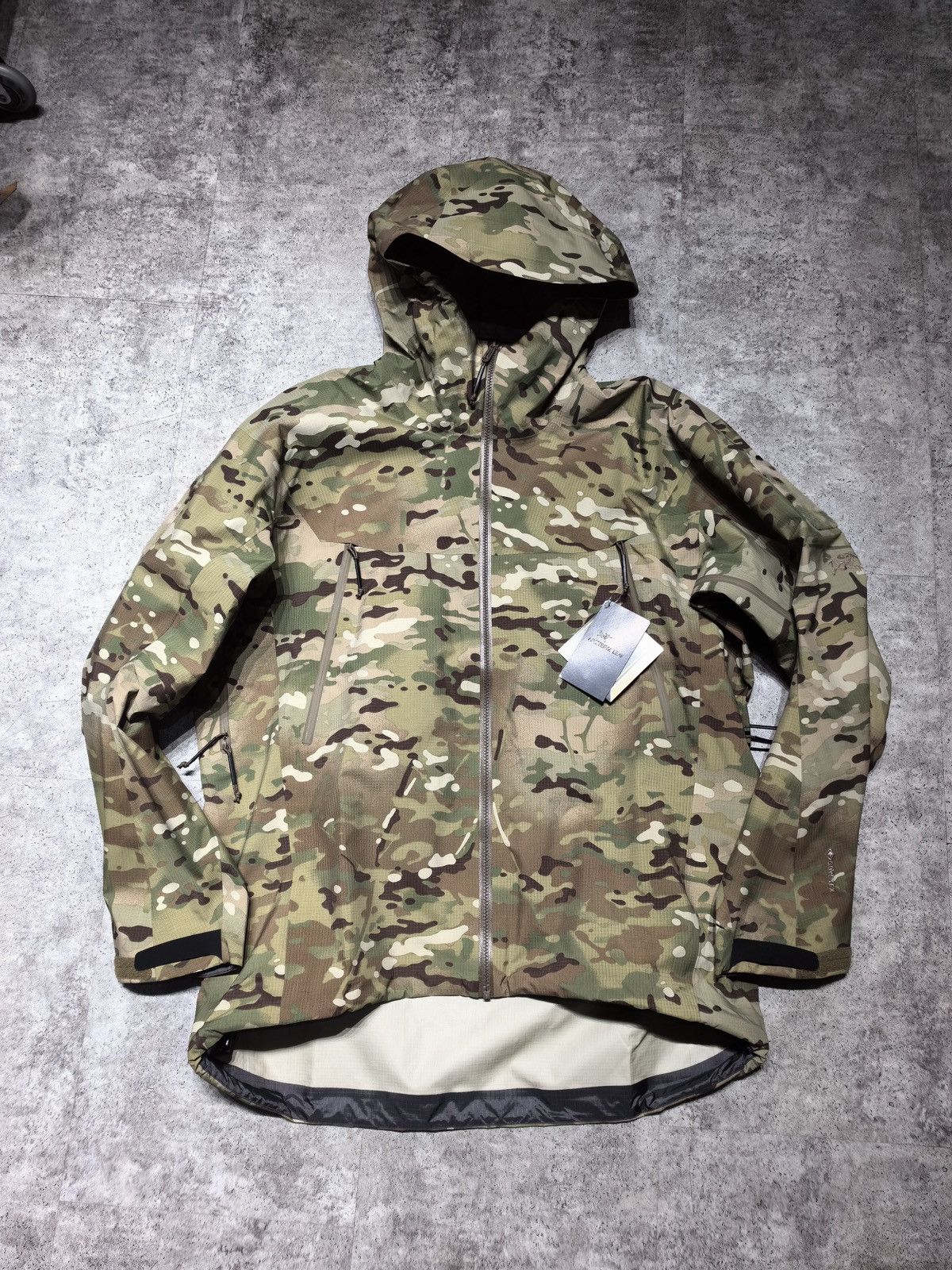 Arc'teryx Arc'teryx LEAF Alpha LT Jacket Men's MultiCam Gen 2.1 | Grailed