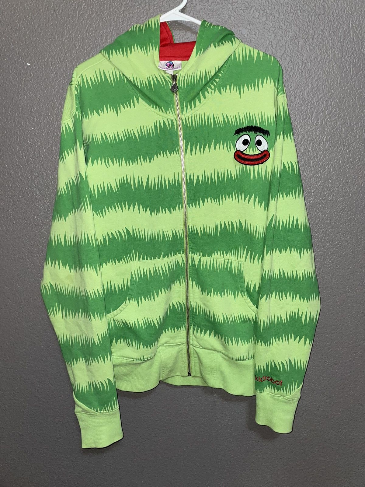 Kid Robot × Streetwear Kid Robot x Yo Gabba Gabba Brobee Limited Zip Up ...