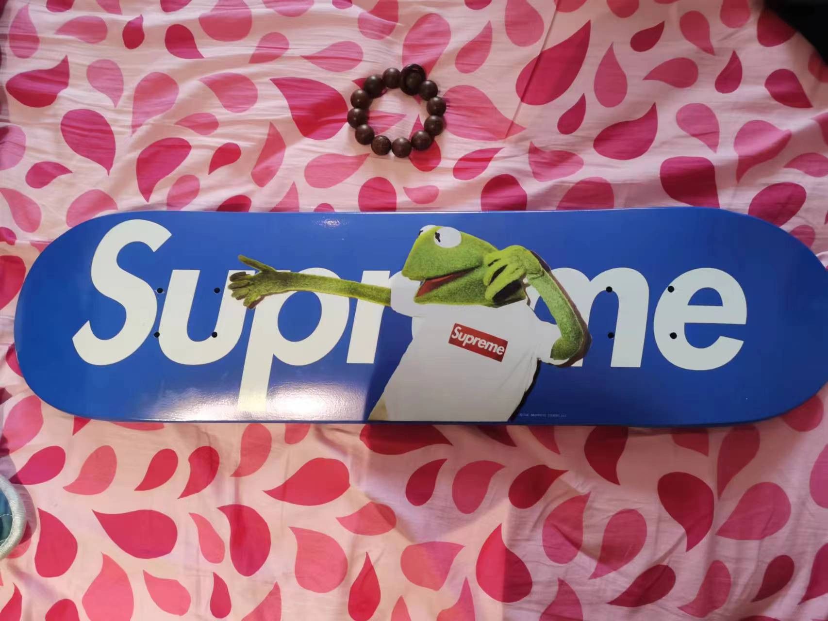 Supreme supreme kermit deck | Grailed