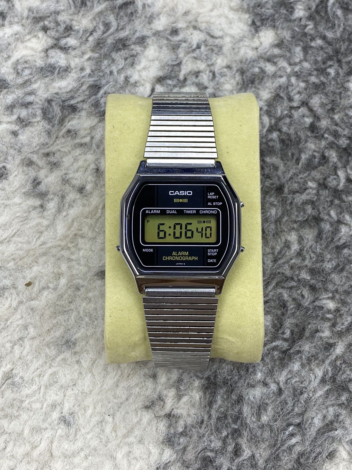Casio × Very Rare × Vintage 🔥RARE🔥Vintage 1984 Casio SA-53 Ultra-Thin ...