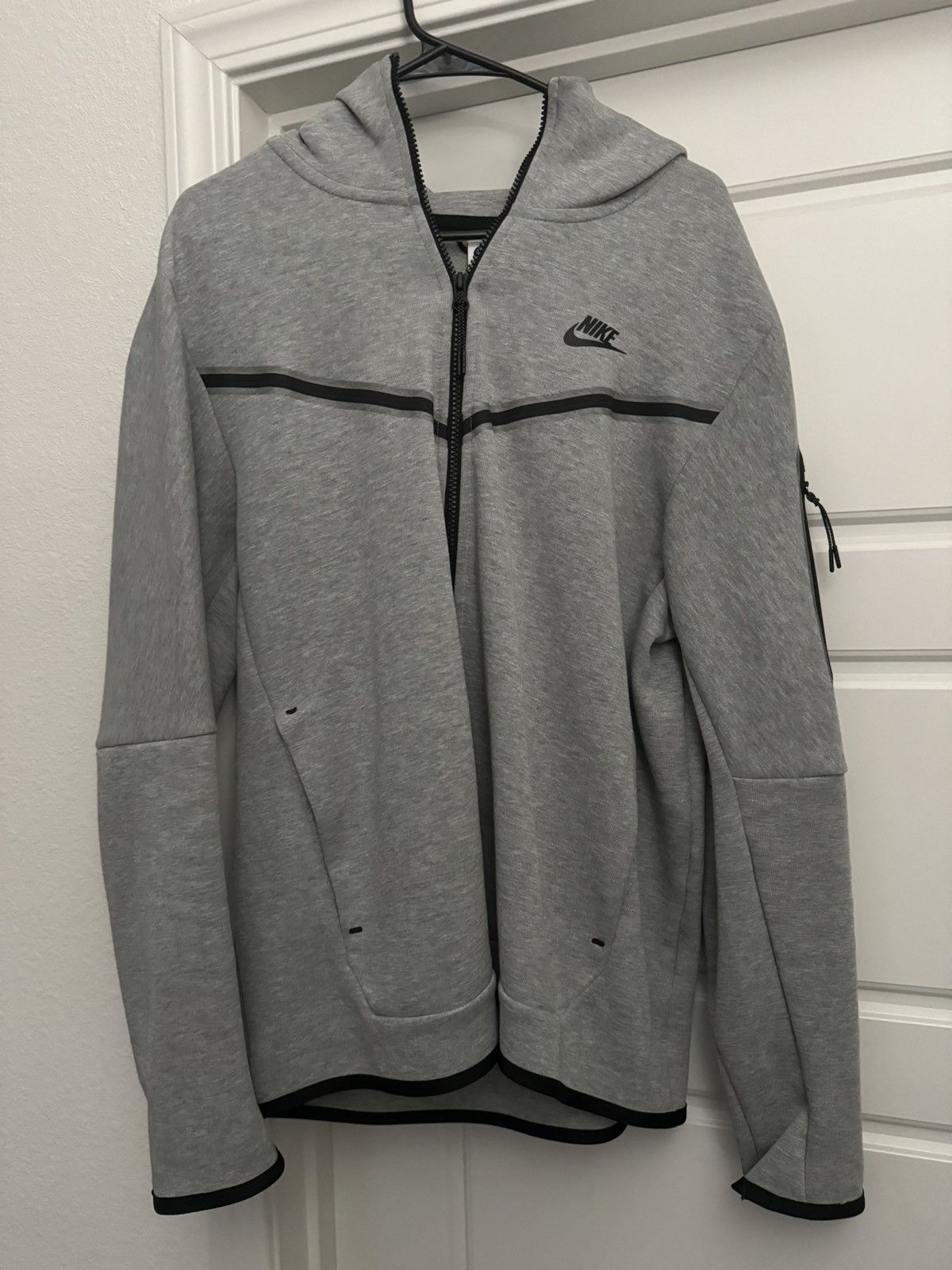 Nike Nike Tech Fleece Grey Hoodie & Joggers | Grailed