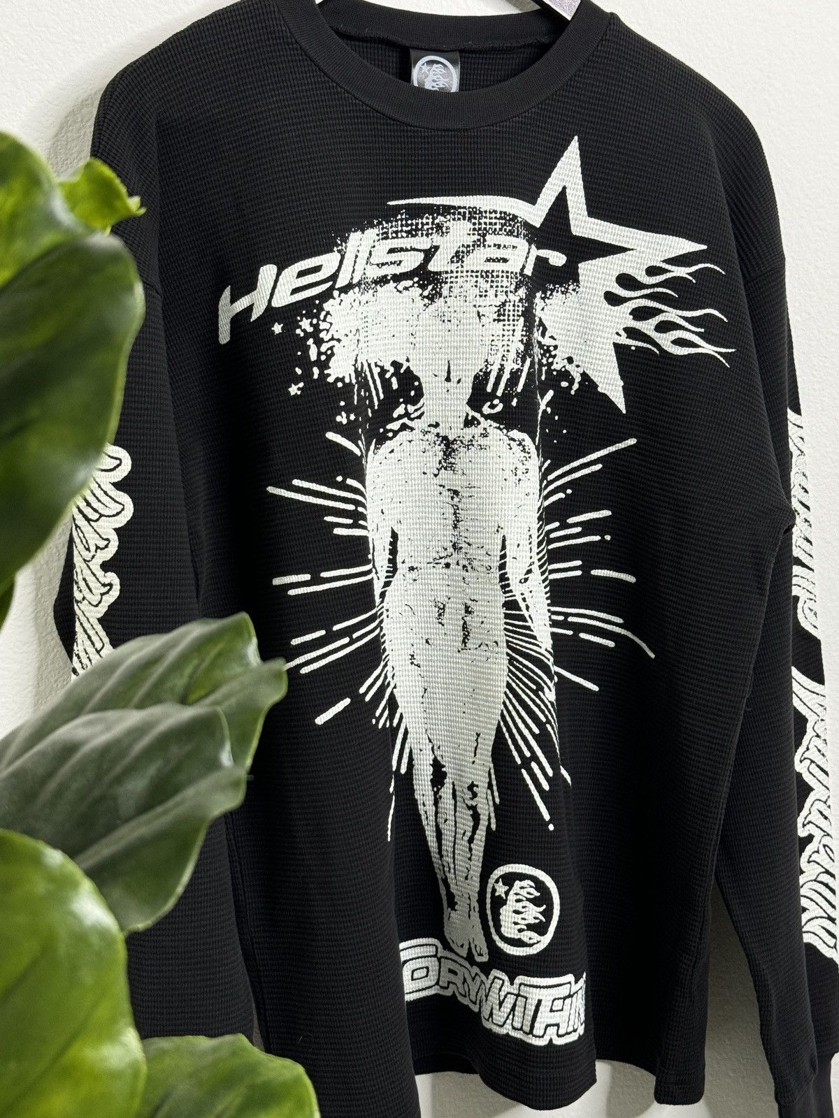 HELLSTAR Hellstar Studios Victory Thermal | Grailed