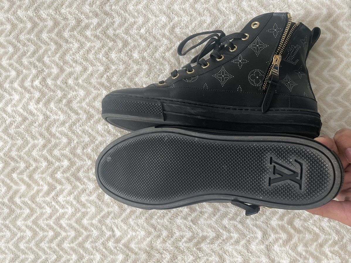 Louis Vuitton LV leather high top sneaker | Grailed