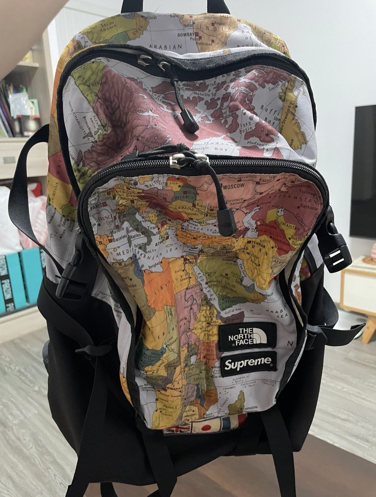 Supreme × The North Face Supreme tnf the north face maps atlas backpack ...