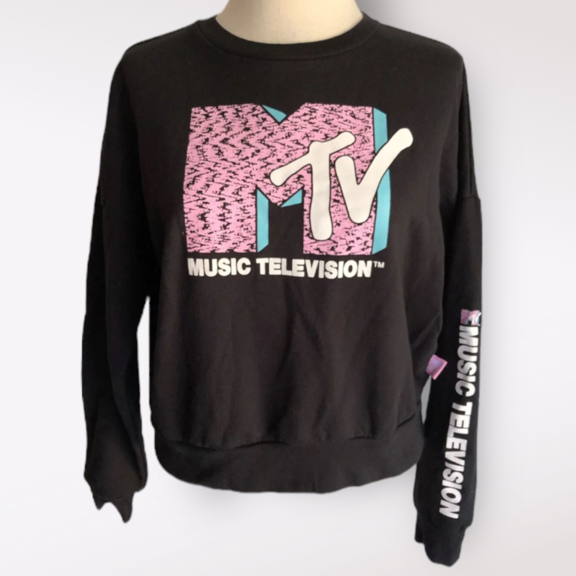 Mtv MTV Official Retro Music Television Long Sleeve Cropped Swea | Grailed