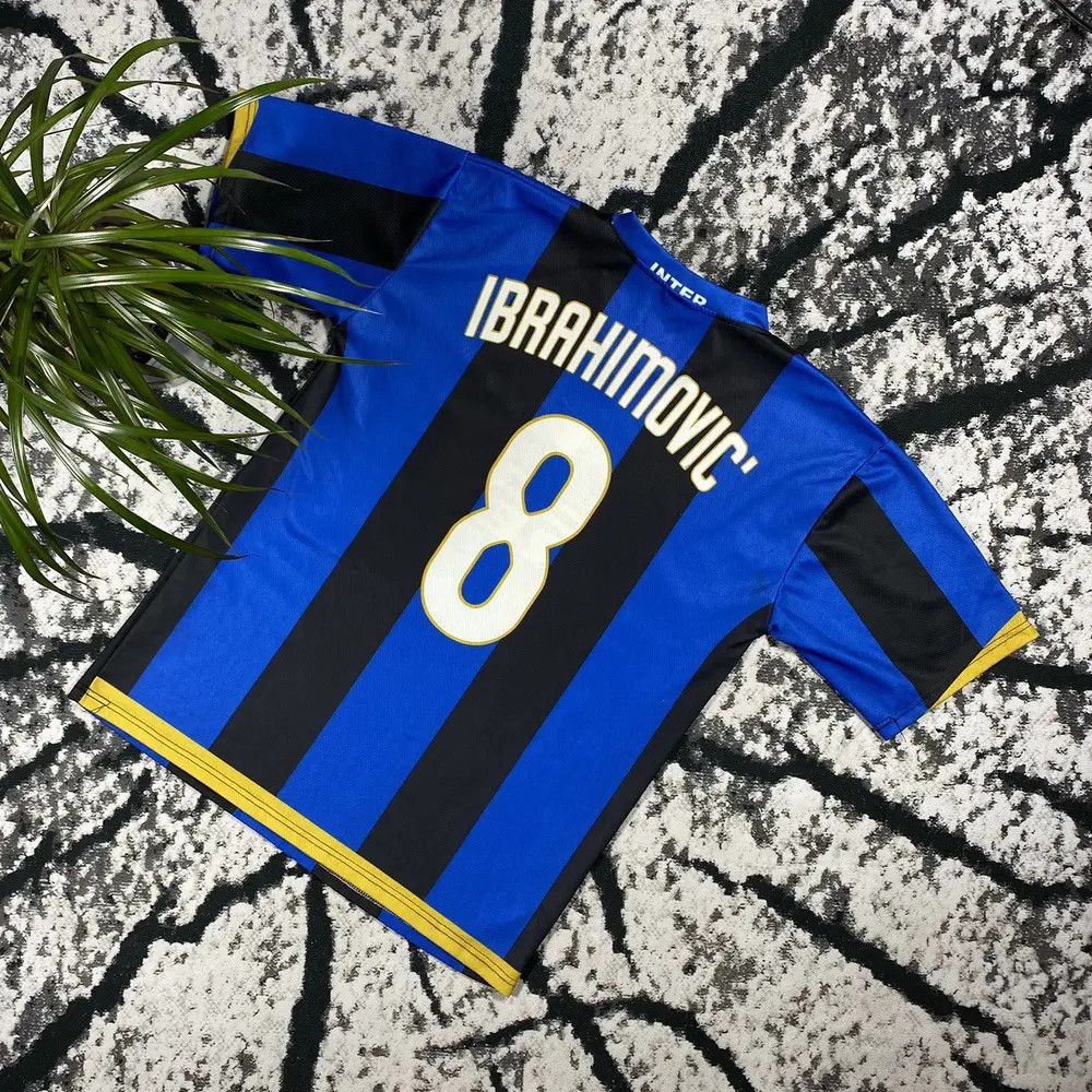 Soccer Jersey × Streetwear × Vintage BLOKECORE ⚽️ INTER MILAN PIRELLI ...