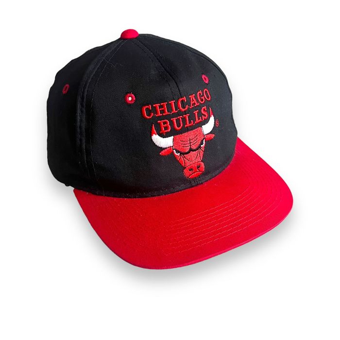 Vintage Vintage Chicago Bulls Snapback Hat NBA 90s Black and Red | Grailed