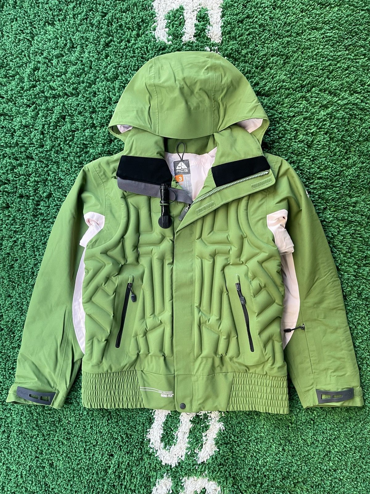 Nike × Nike ACG Nike ACG 2008 Gore-tex Inflatable Jacket | Grailed