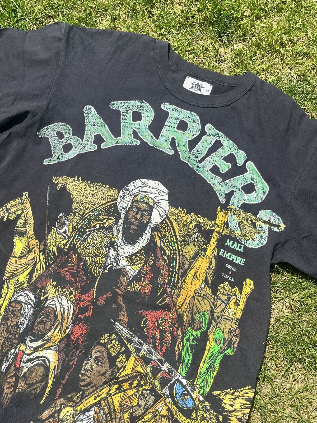 Barriers Barriers Munsa T - Shirt ( Sz M ) | Grailed