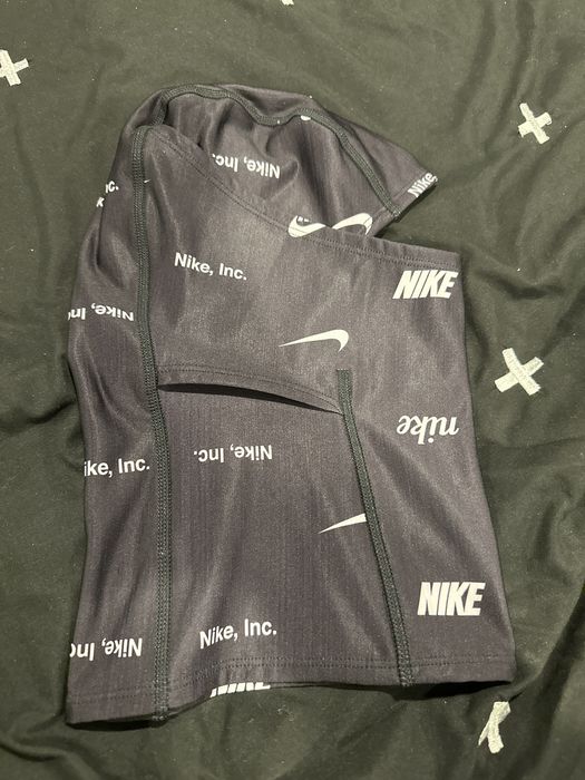 Nike NIKE SPORTSWEAR PRO HOOD | Grailed