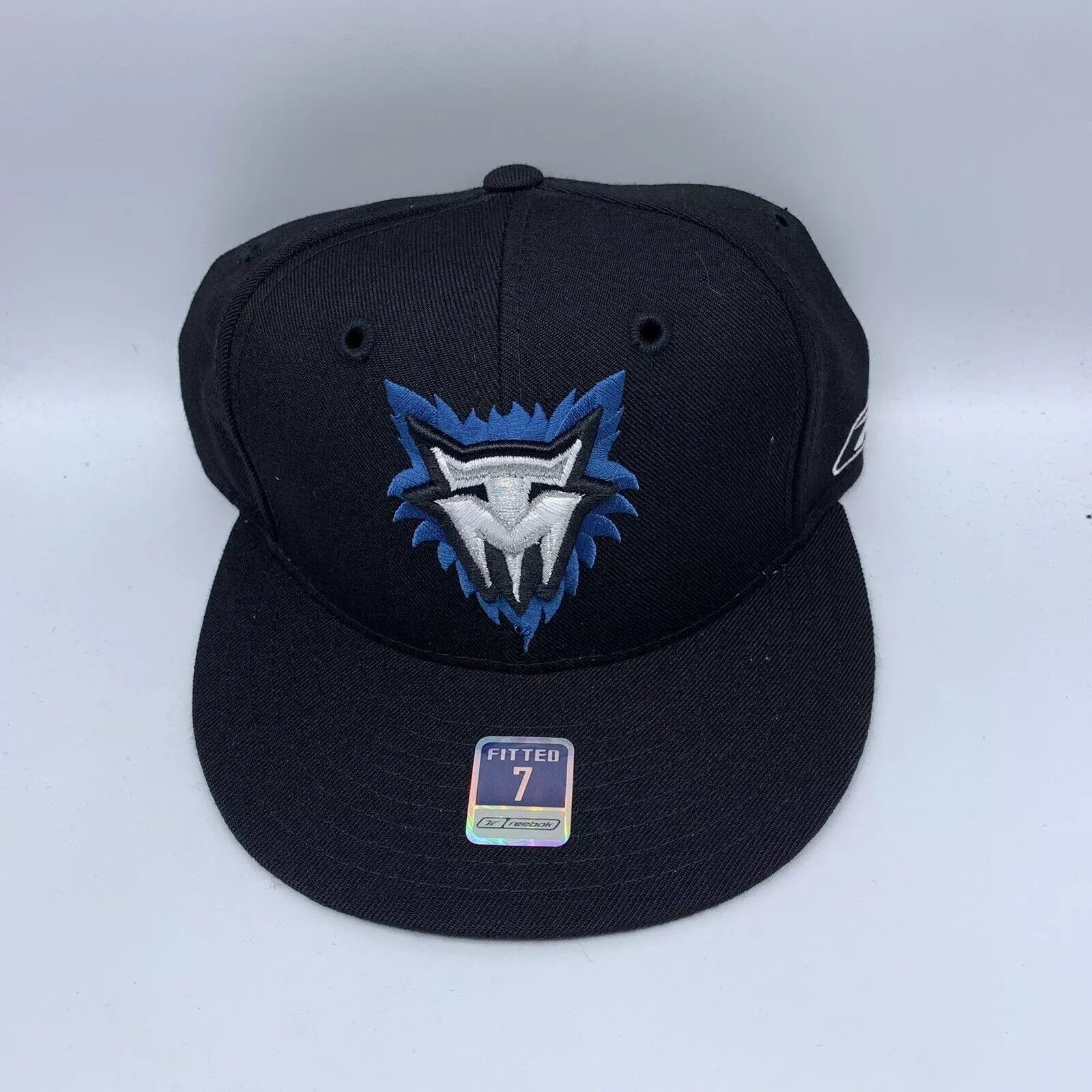 NBA × Reebok × Vintage Vintage Minnesota Timberwolves Size 6 3/4 NBA ...