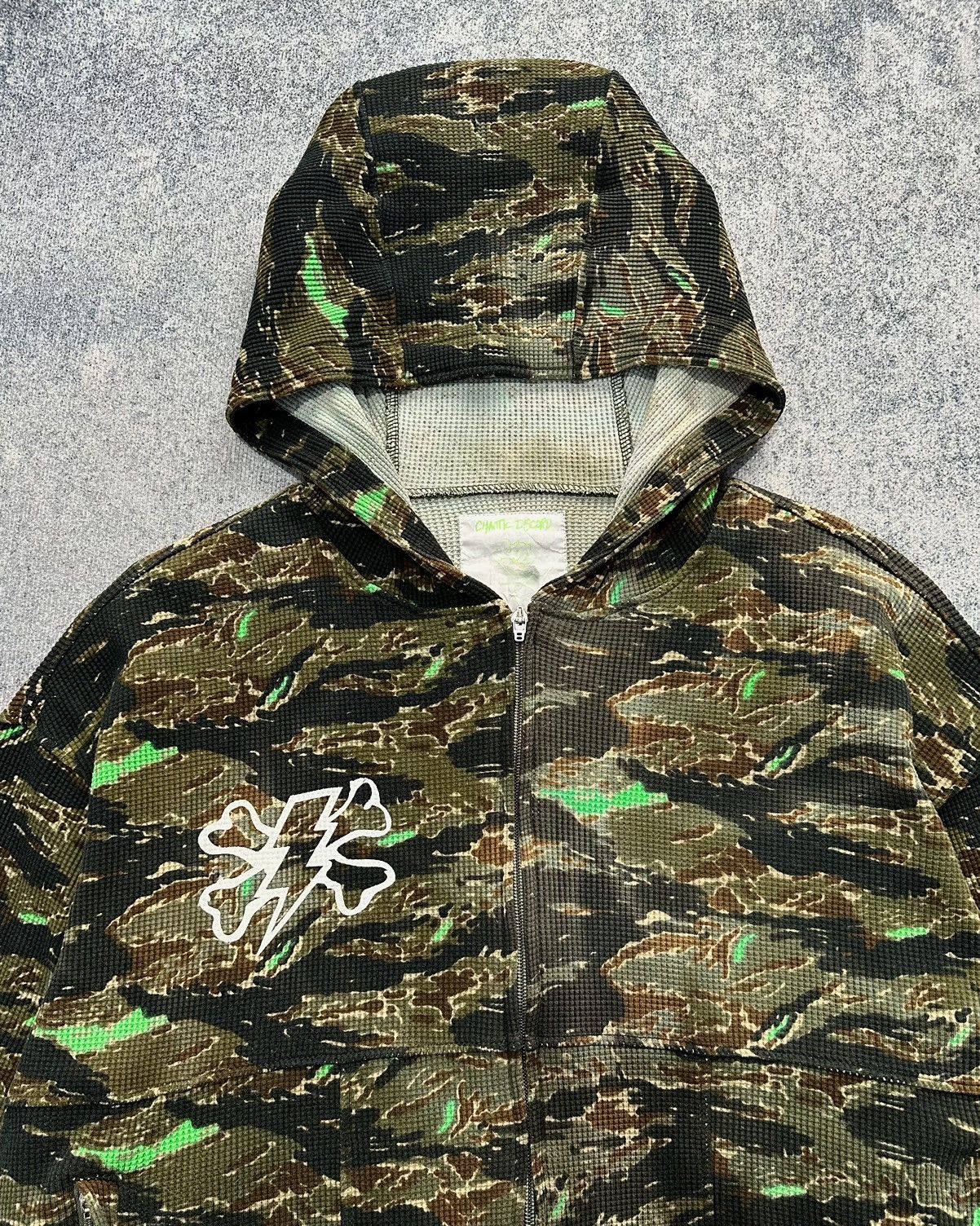 Jun Takahashi × Undercover Undercover "Chaotic Discord" SS01 | Grailed