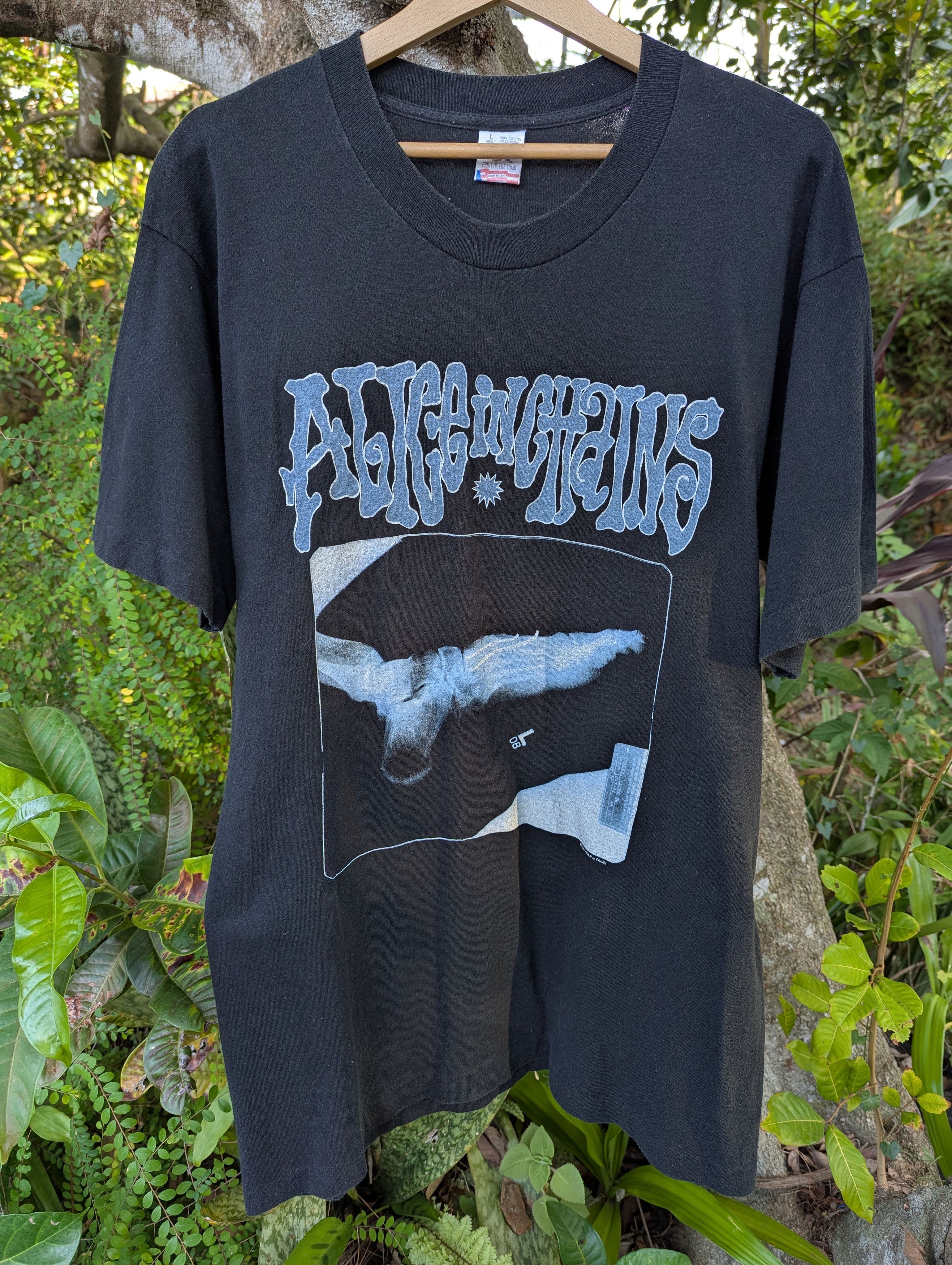 Band Tees Vintage Alice In Chains Layne Staley X-ray 1992 Tour Shirt ...