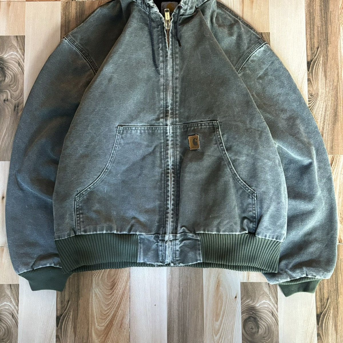 Carhartt × Streetwear × Vintage Crazy Vintage Faded Carhartt Hooded ...