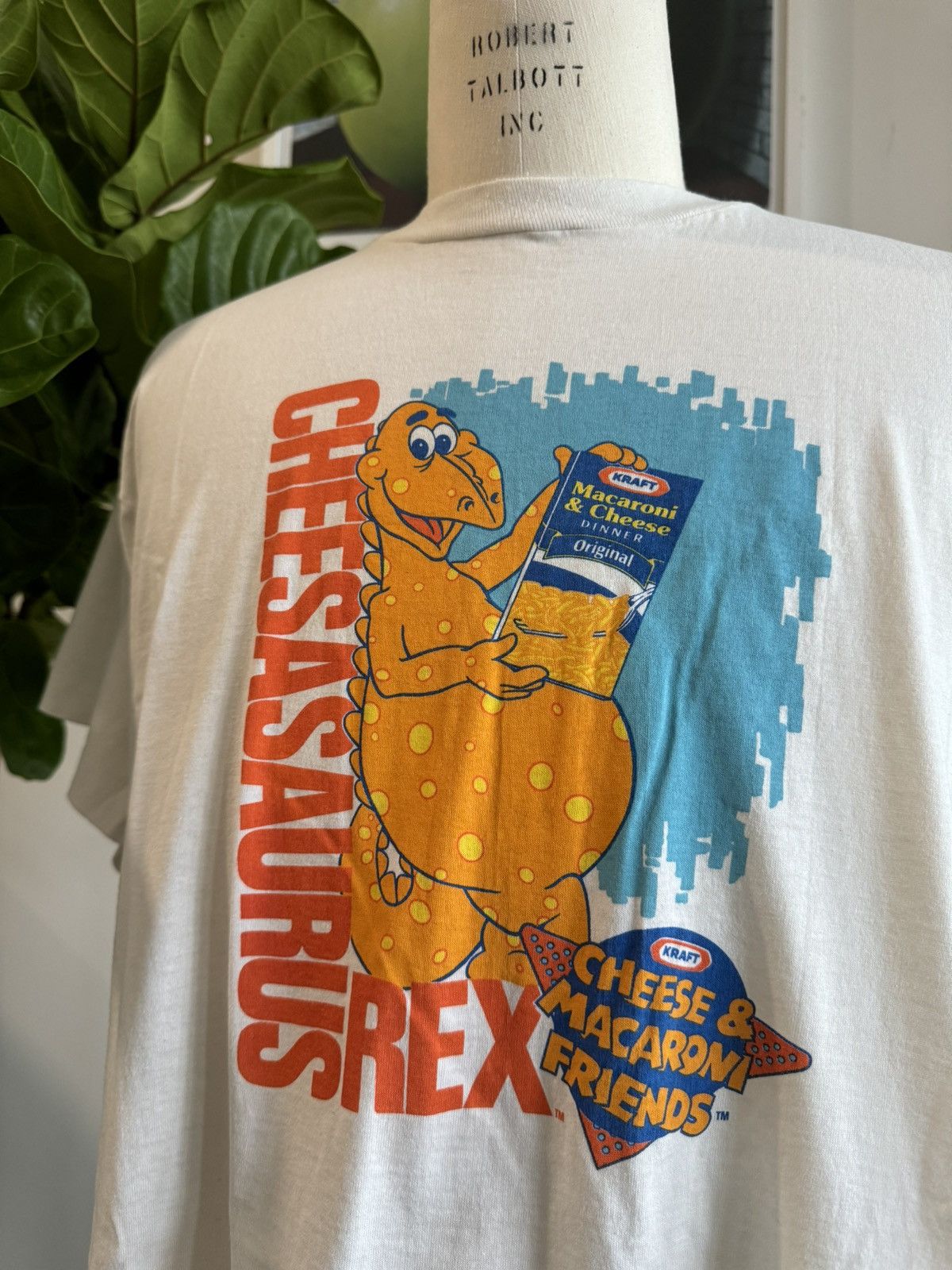 Made In Usa × Screen Stars × Vintage Vintage 90s Kraft Cheesasaurus Rex ...
