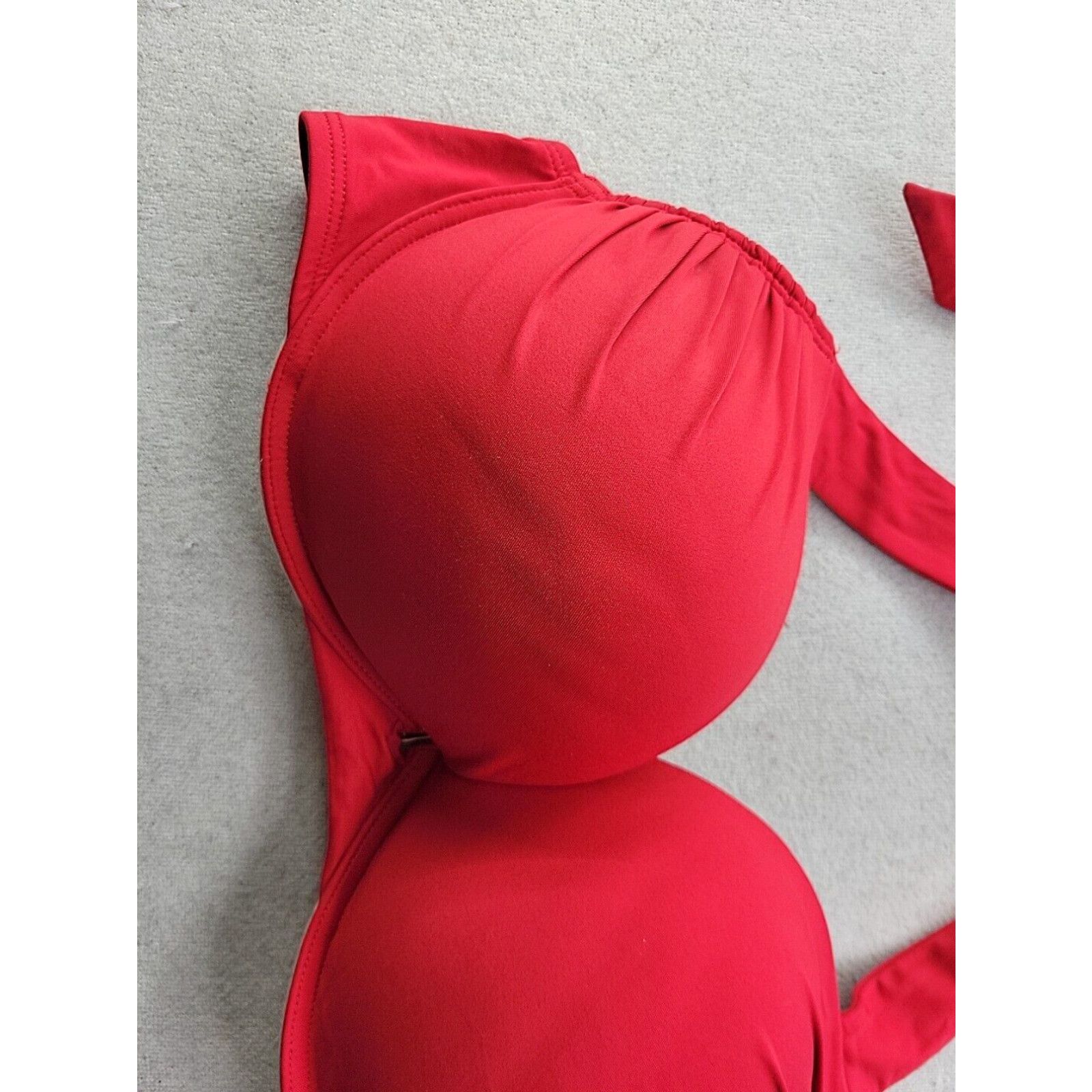 Victoria's Secret Victoria's Secret Candy Red Miraculous Bombshell Push ...