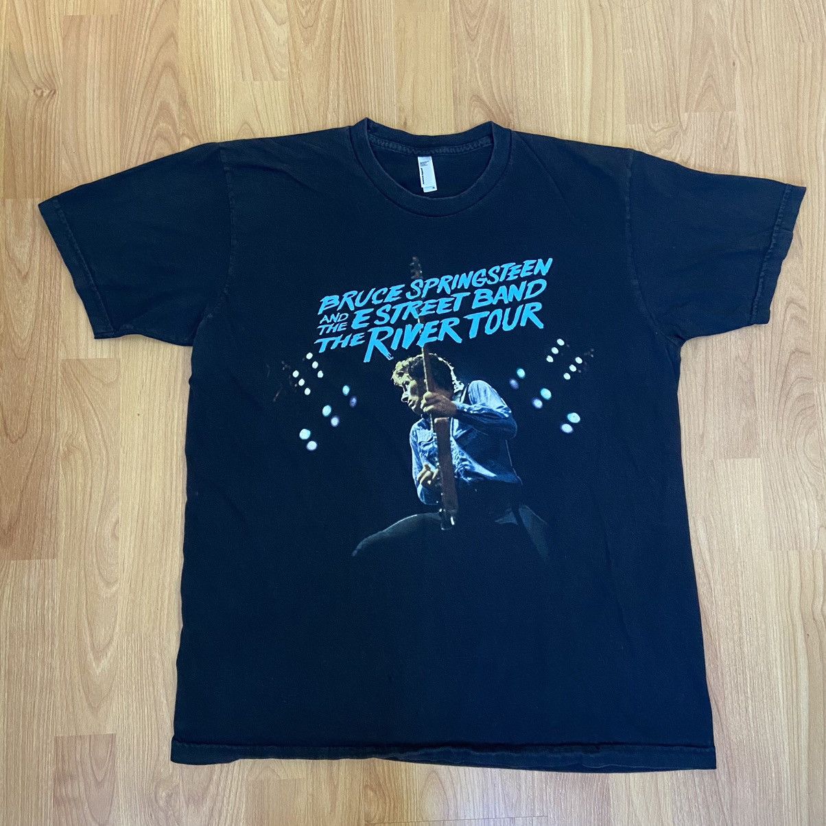 Band Tees × Tour Tee Bruce Springsteen and the E Street Band Tye River ...