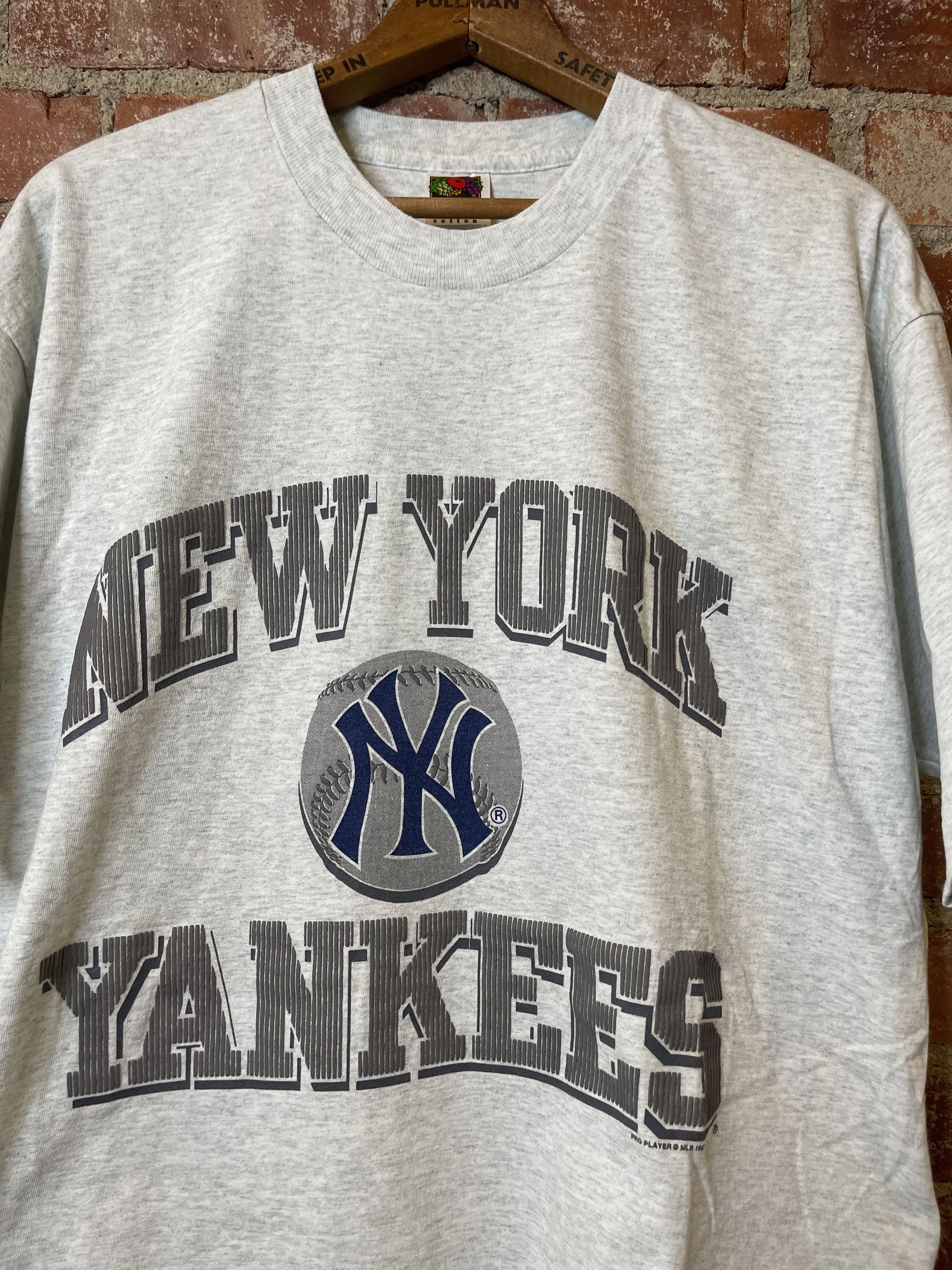 Vintage 1997 New York Yankees Pro Player Vintage 90's T-Shirt | Grailed