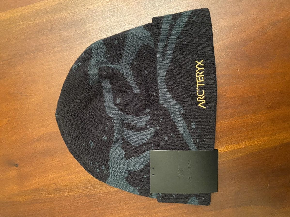 Arc'teryx Arc’teryx Grotto Toque Beanie | Grailed Arc'teryx Arc’teryx Grotto Toque Beanie | Grailed